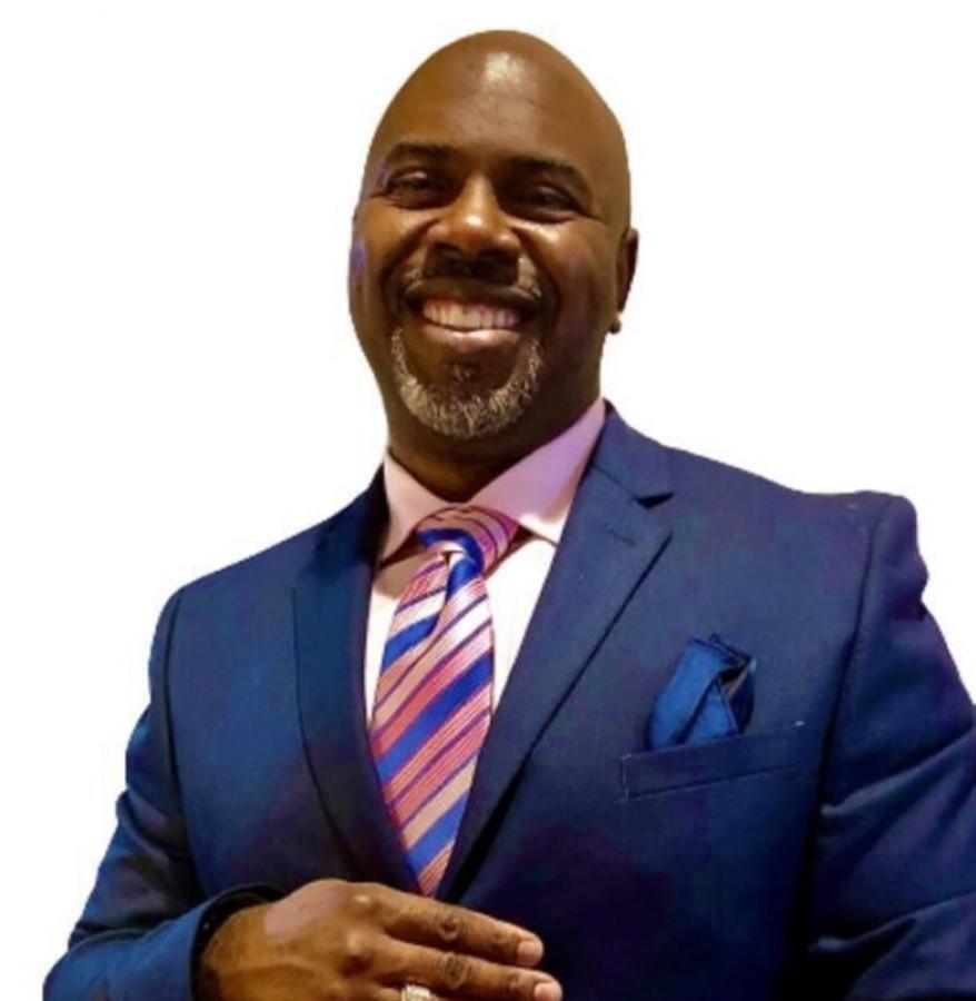 Meet Macio Lyons Business and Personal Credit Expert